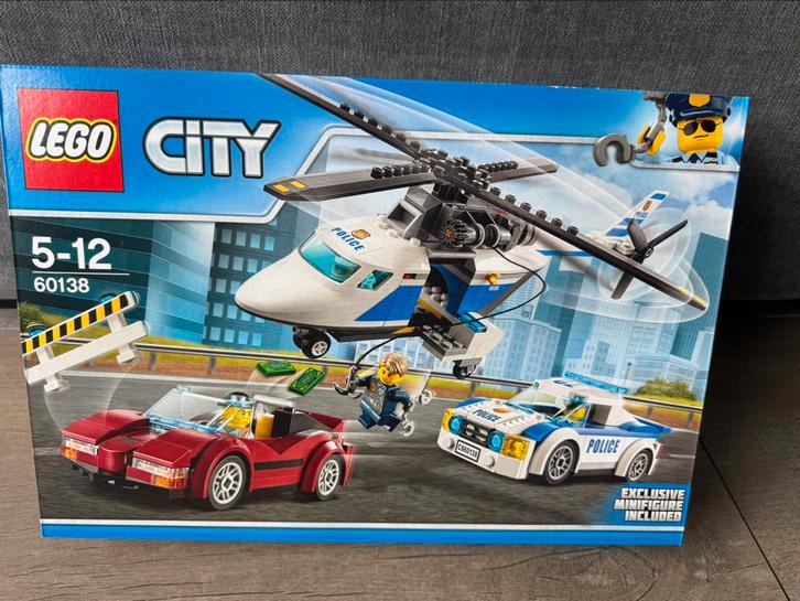 LEGO Anleitung anzeigen 60138 High-speed Chase - Bauanleitungen & Katalog